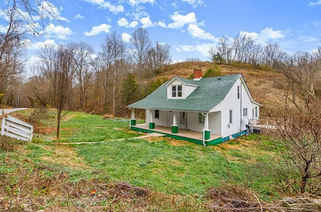 Beautiful 51+ Acre Country Farm with Updated Home and Water Features ...