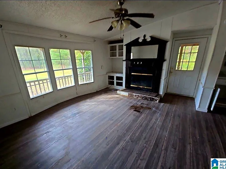 Established Dora Home with Flexible Outdoor Space and Natural Setting ...